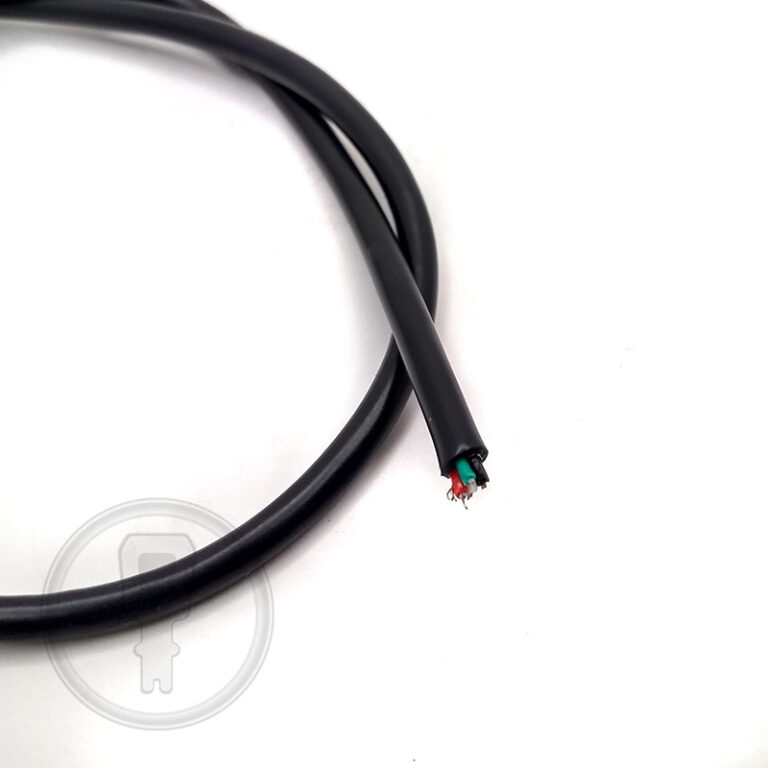 Cable blindado de 4 vías 28 AWG x 30 cm | Cabeza Cuadrada GT